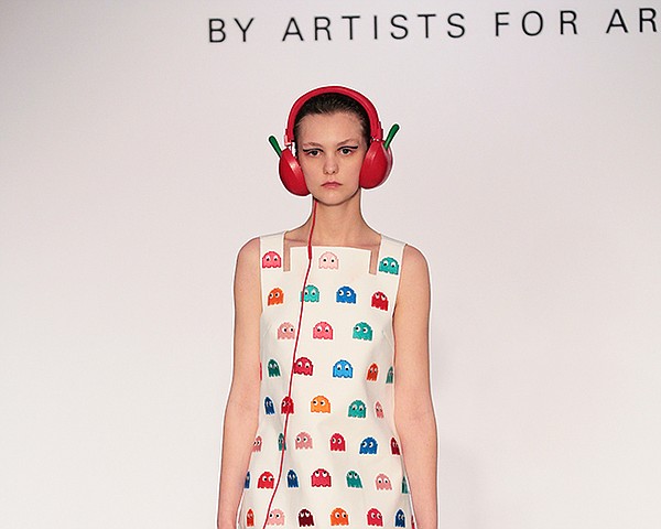 Academy of Art University Honors Vogue Critic Sarah Mower at Graduation ...