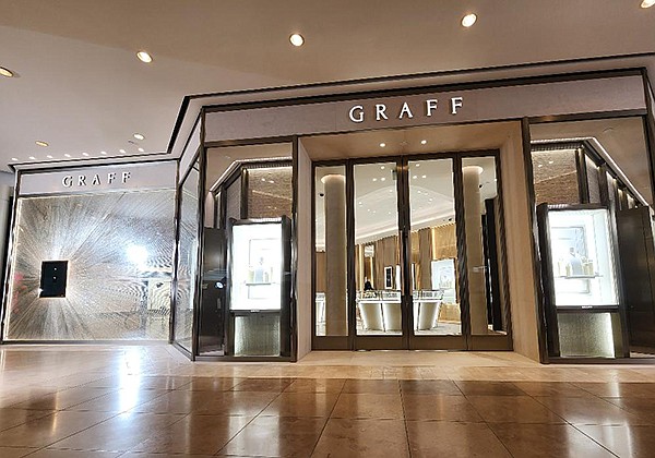 Graff Chooses South Coast Plaza for Its First Standalone SoCal Salon ...